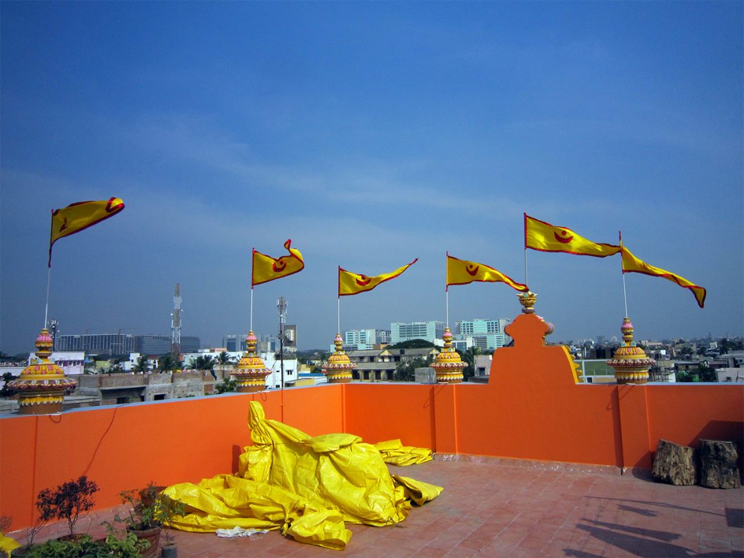 temple-flags-05