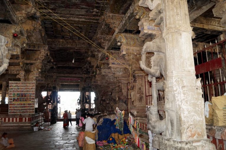 Avudaiyar Shiva Temple and the Shaivite Saint Manikkavasakar